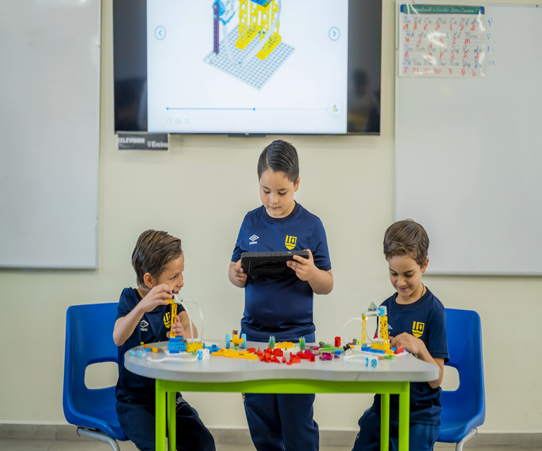 El Encino – Colegio Escolar